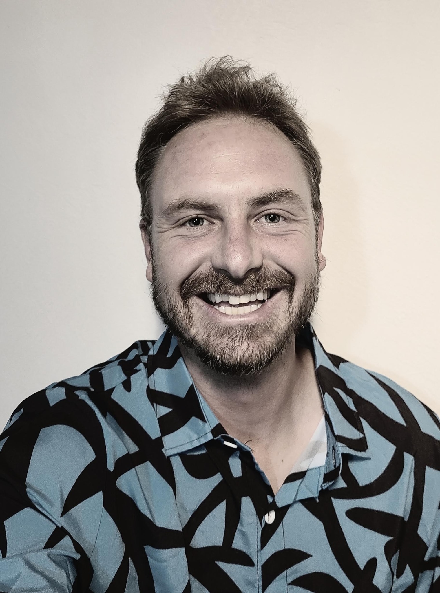 One Man Band Benjamin Longmire is Back With Some of his Well-Arranged ...